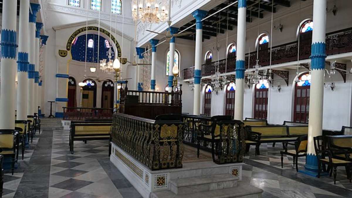 Far away from Middle-East conflict, how Muslims look after Jewish ...