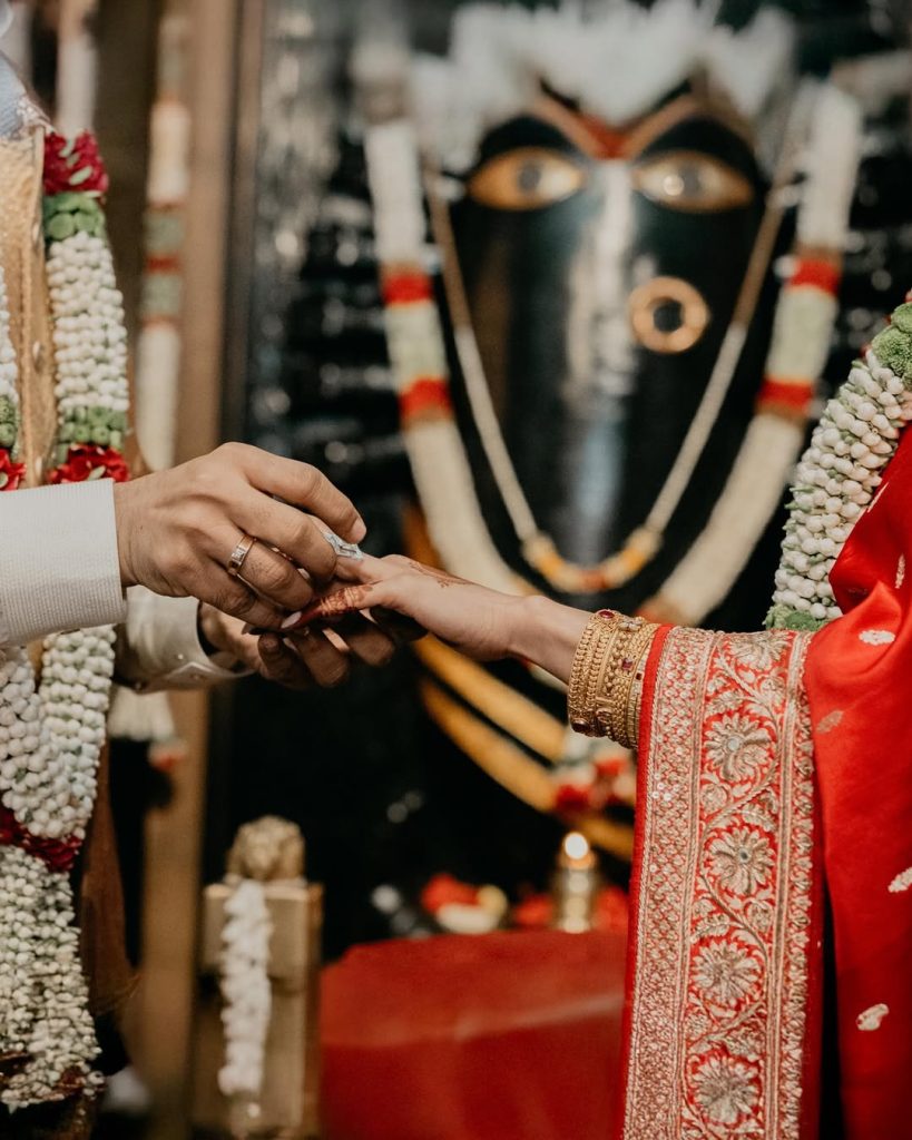Samantha Ruth Prabhu marries filmmaker Raj Nidimoru | Viral pics here ...